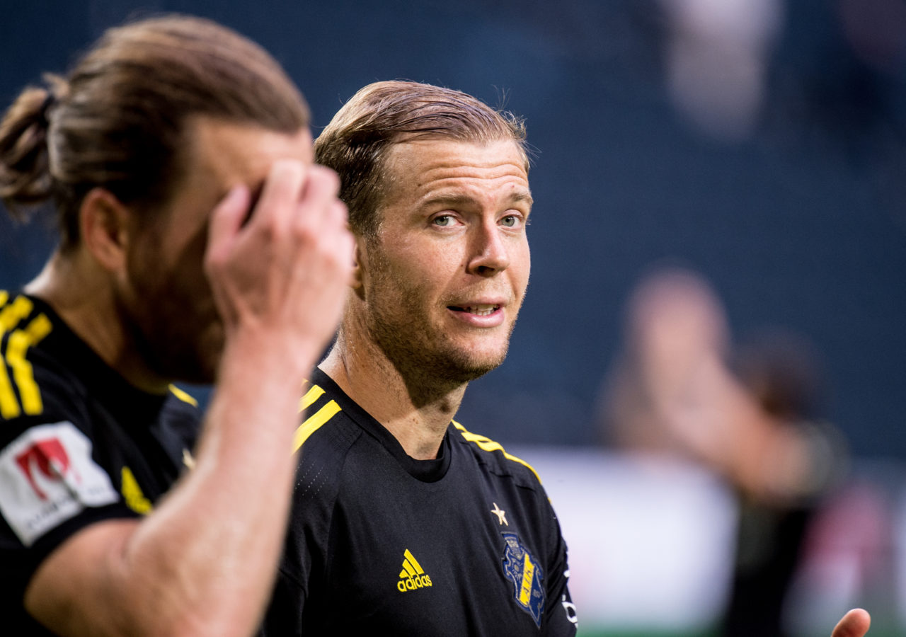 300 matcher för Per Karlsson | AIK Fotboll