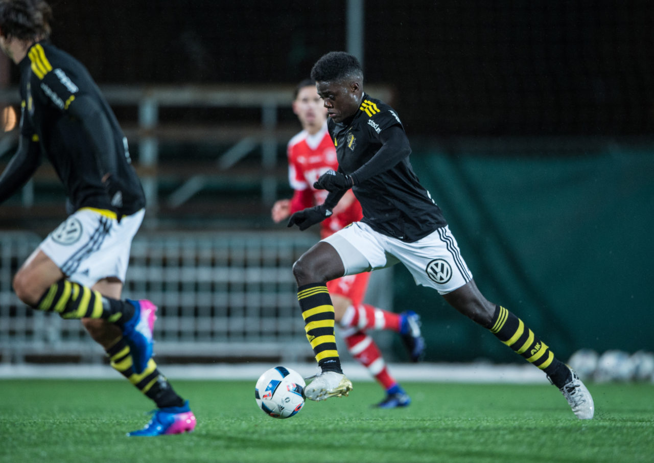 AIK Fotboll söker värdfamiljer | AIK Fotboll