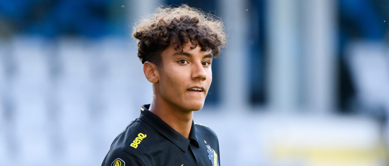 Robin Tihi lånas ut | AIK Fotboll