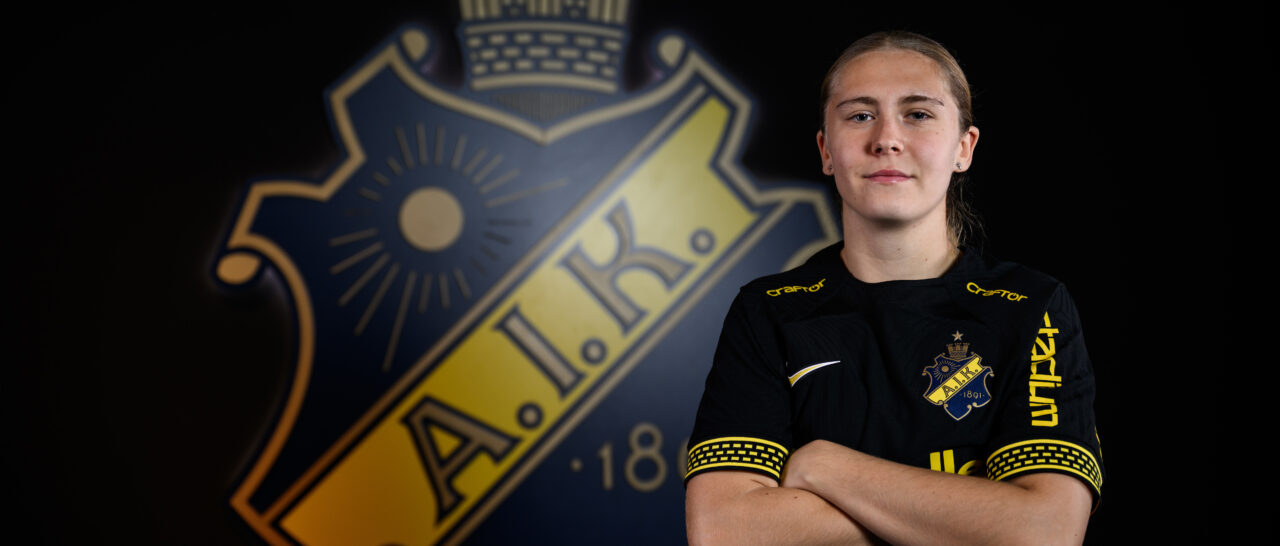 Aleksandra Bogucka skriver A-lagskontrakt | AIK Fotboll